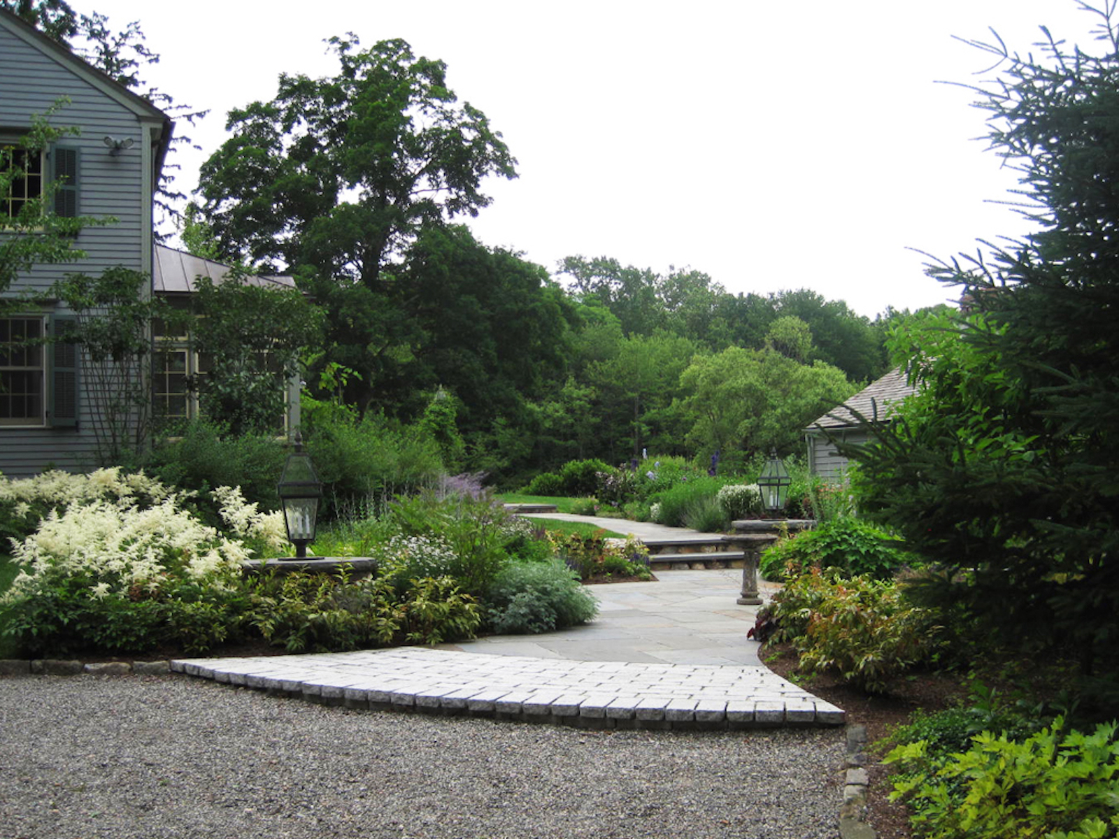 Tilly Is an Online Source for Custom Landscape Planning