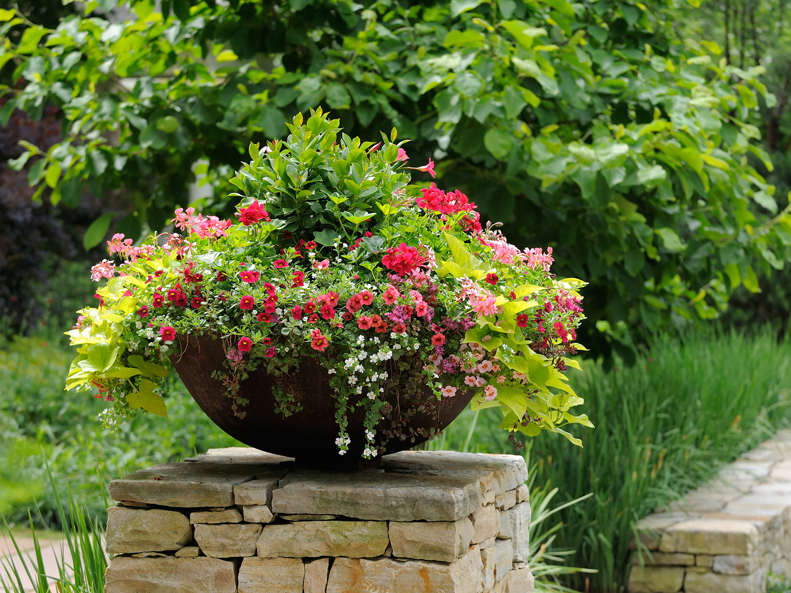 How to Build Your Own Container Arrangement - 5280