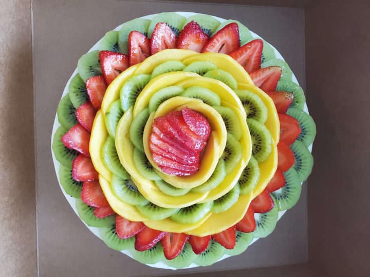 How To Score The Market’s Gorgeous Spring Fling Cake