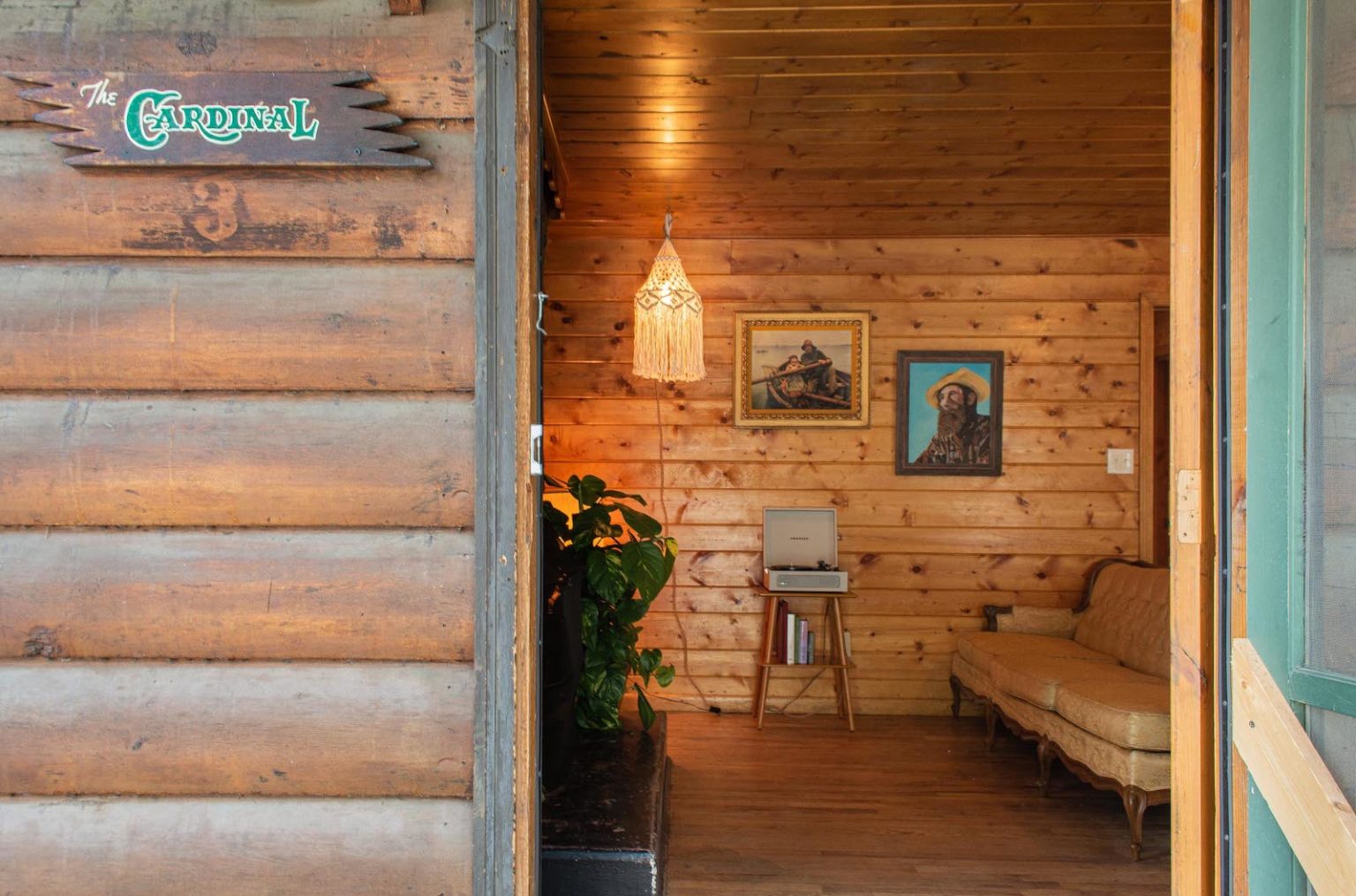 4 Reasons Why We Can’t Wait to Stay at Flying Moon Cabins—Again! - 5280