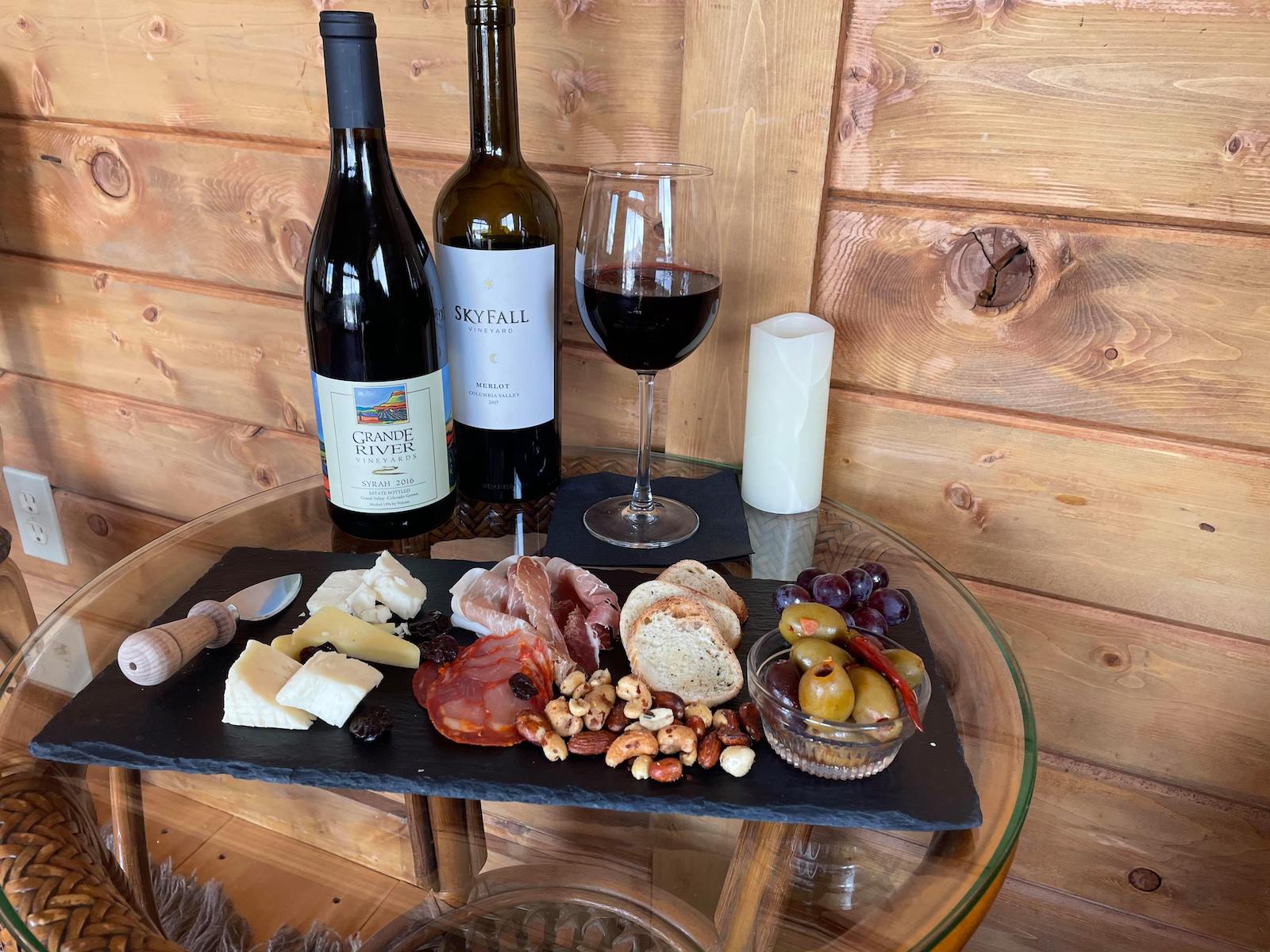 The Gaslamp Tavern Lights Up South Fork’s Sipping Scene