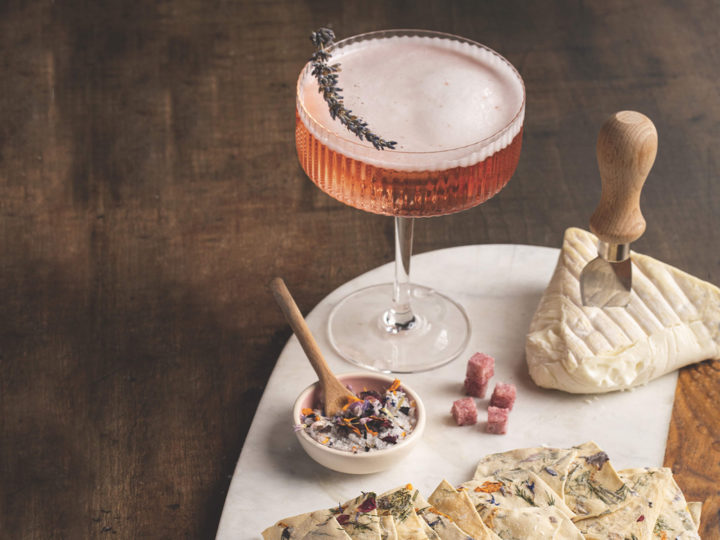 Why You Should Try Flouwer Co.'s Crackers Made With Edible Flowers