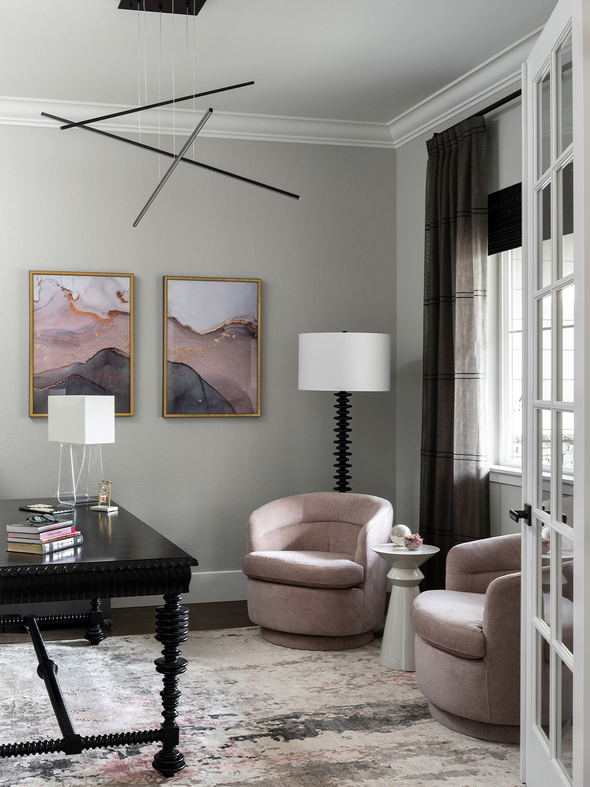 A Groovy, Watercolor-Inspired Wallpaper Sets a Playful Tone in This ...