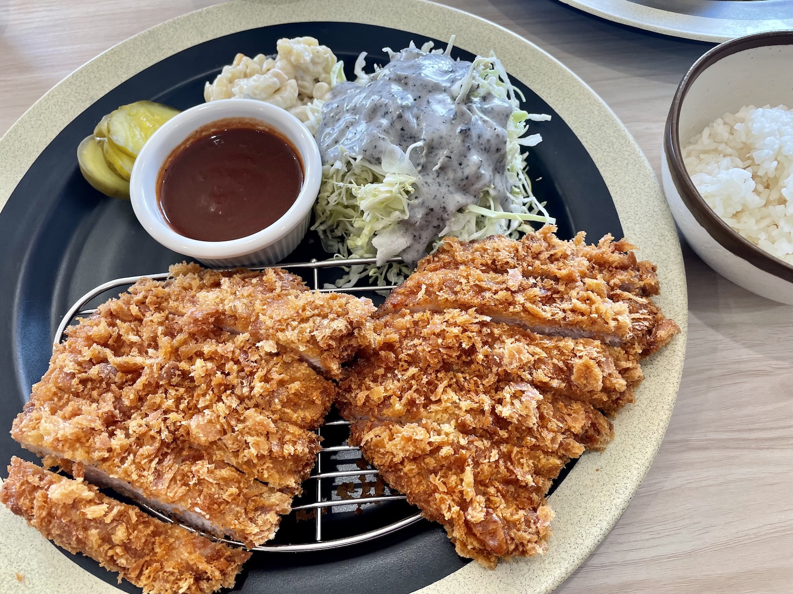 What Makes the Porklet's Fried Cutlets and Volcano Fried Rice So Delicious?
