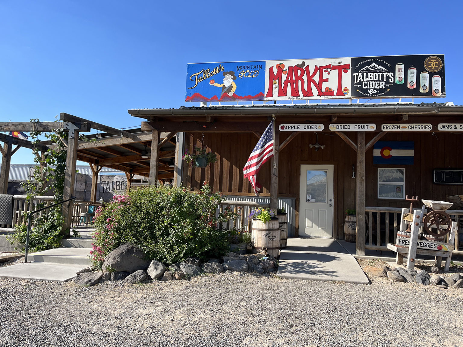 6 Palisade Peach Stands To Visit This Season - 5280